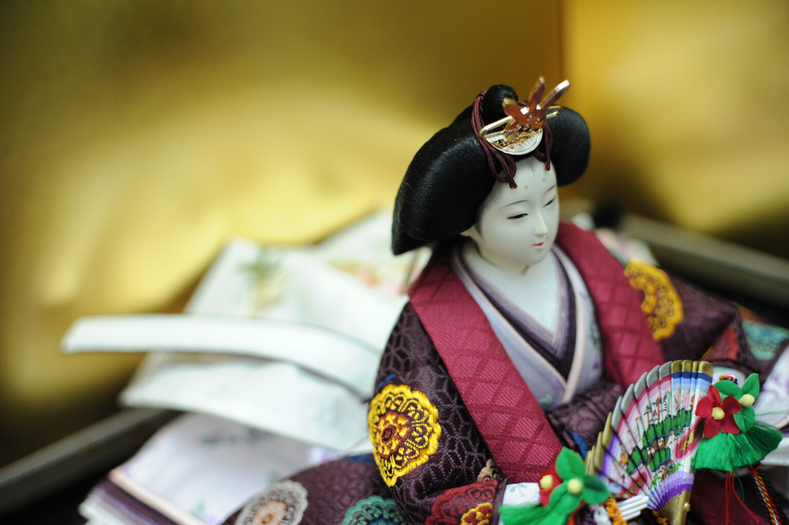 Hina Dolls | 人形の秀月 雛人形、五月人形、鎧・兜の製造卸元